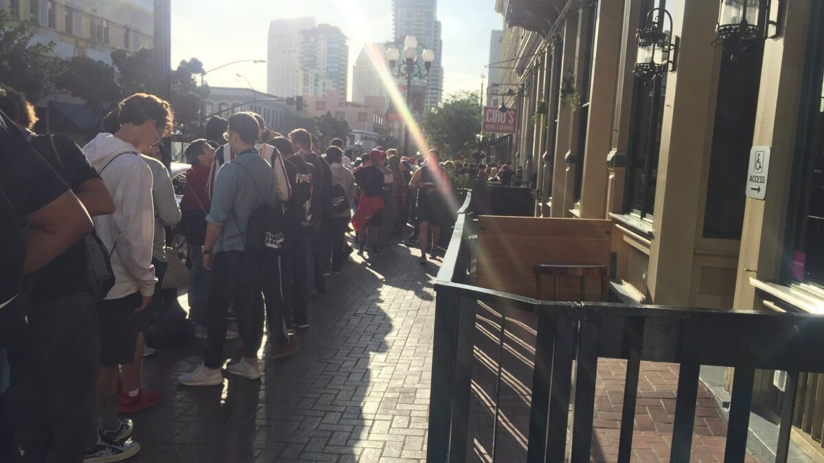 I Waited In Line For Two Hours To Have Pizza With Pokimane - Kotaku
