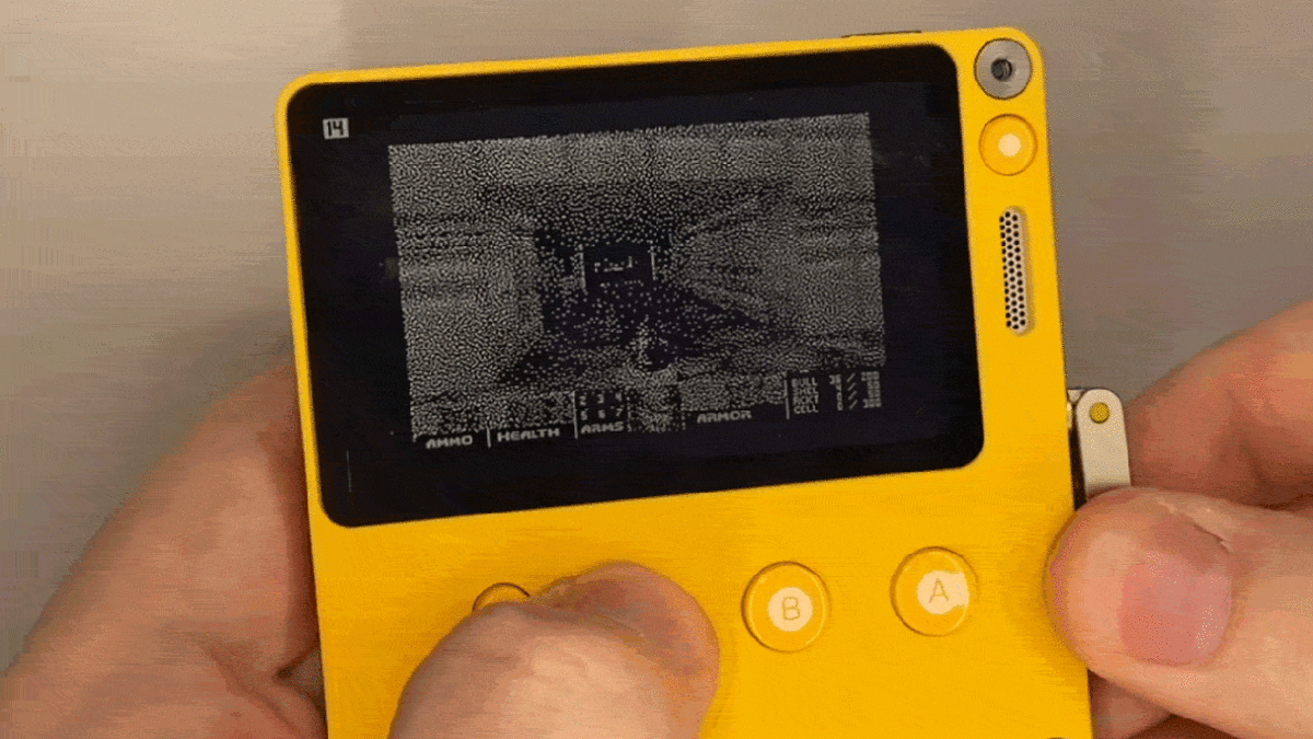 Handheld Doom Lets You Manually Crank The Chaingun - Kotaku