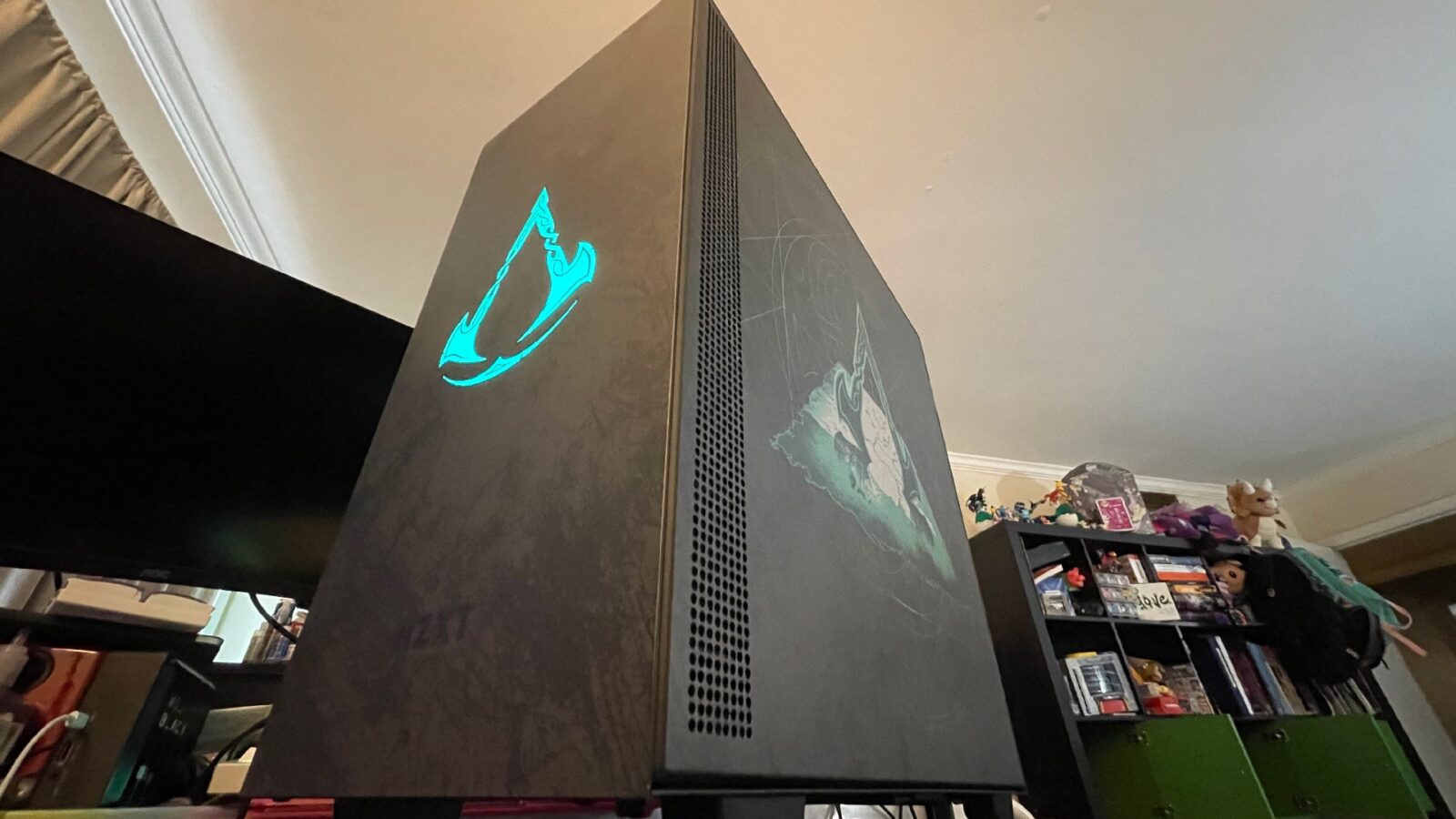A PC Case Worthy Of Assassin's Creed: Valhalla - Kotaku