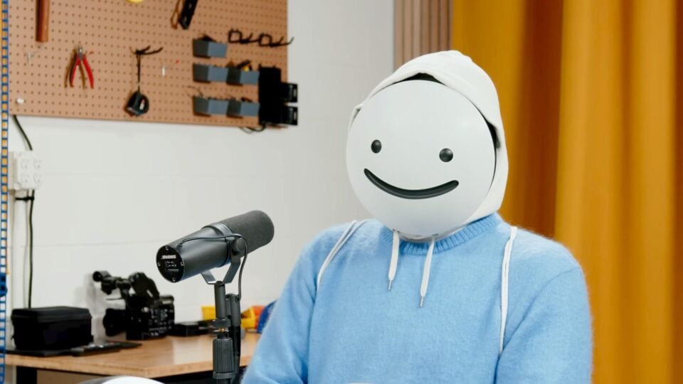 Despite Bullying, Minecraft YouTuber Dream Doesn't Regret Taking Mask ...