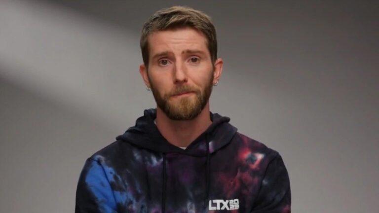 Popular YouTube Channel Linus Tech Tips Taking Break Following Massive ...