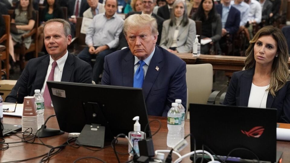 Trump Lawyer Sports Gamer Laptop At $250 Million Fraud Trial [Update ...