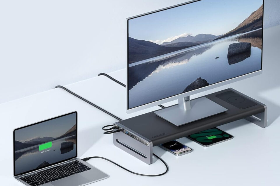 Anker 12-in-1 Docking Station Returns at Black Friday Pricing After ...