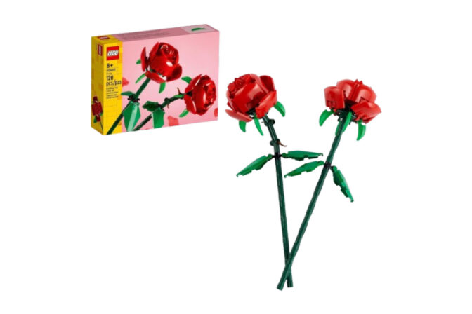 Skip Expensive Flowers, LEGO Roses Drop Under $10 With Nearly 40% Off ...