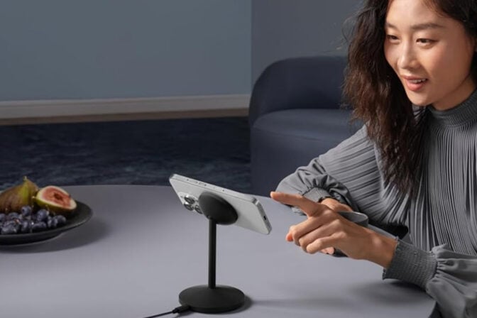 Anker MagSafe 360-Degree Charging Stand Hits a New Record Low, Perfect ...